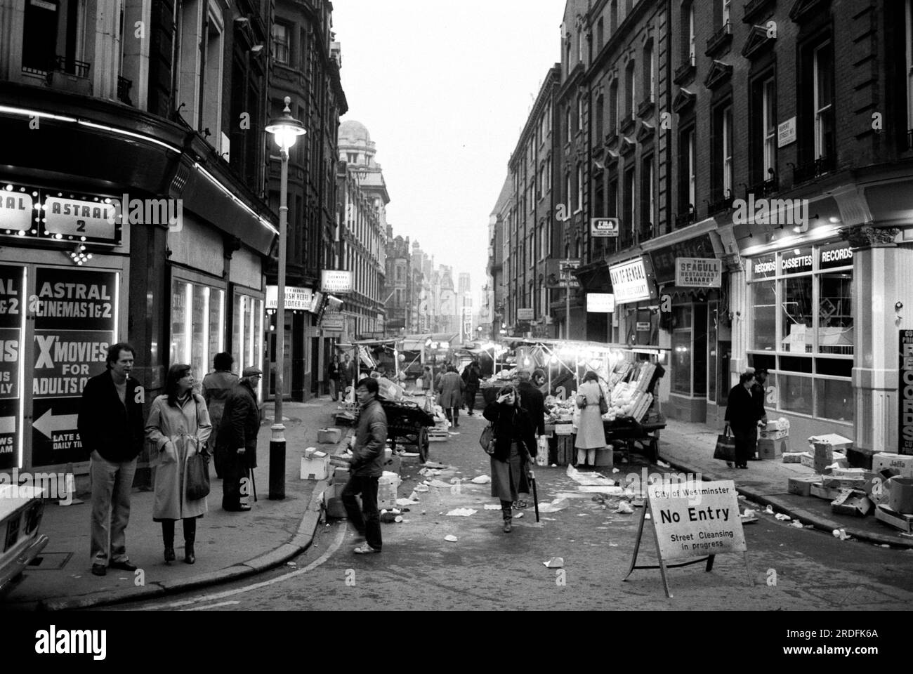 80-1220 RUPERT STREET MARKET at the end of the day Rupert Street, Soho ...