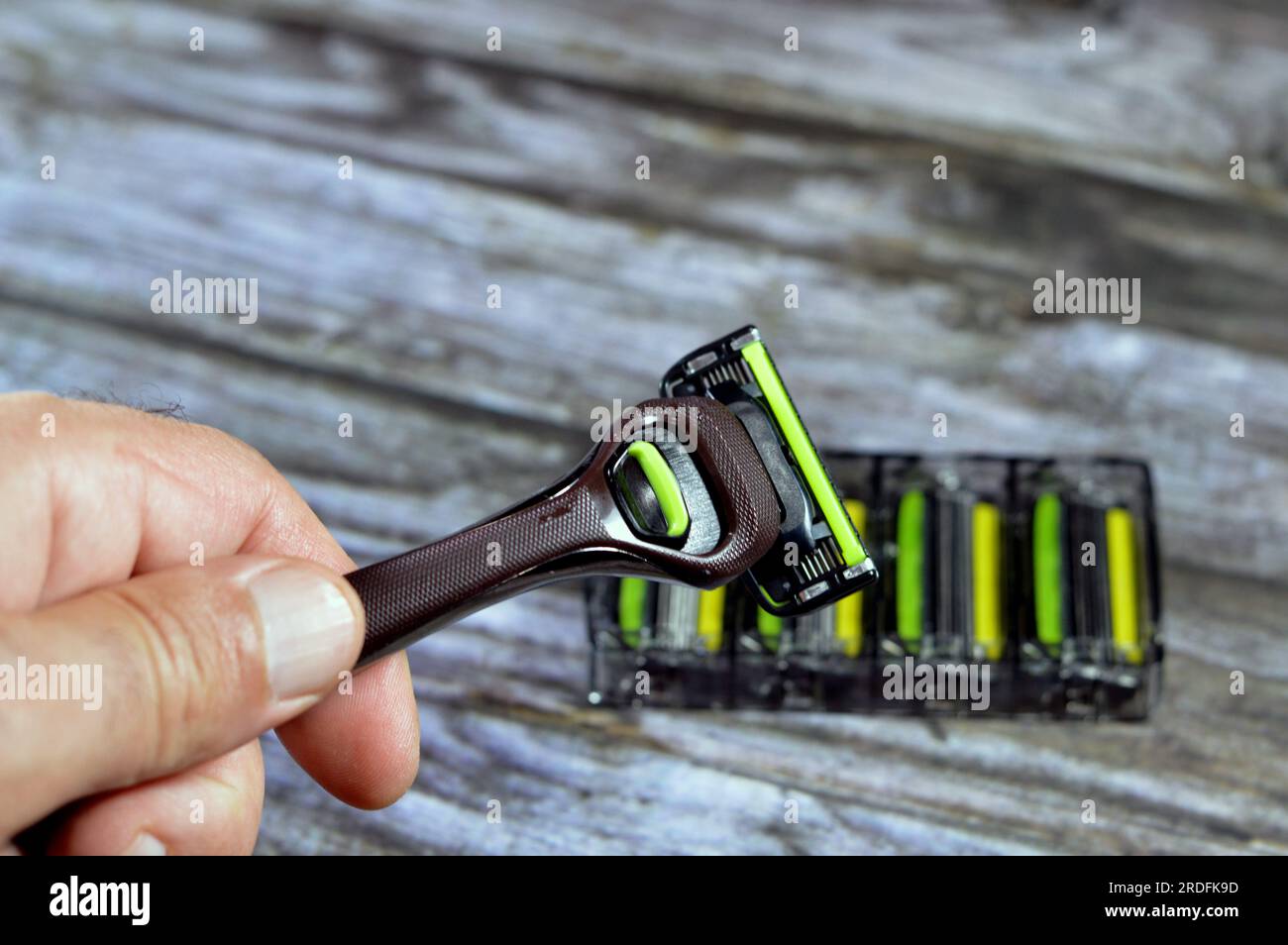 Six blade razor system with trimmer, smooth shaving with a patented six ...