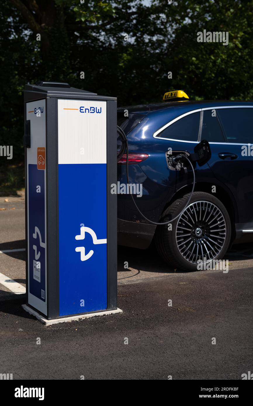 Mercedes-Benz E-Taxi at charging station EnBW for electric cars ...