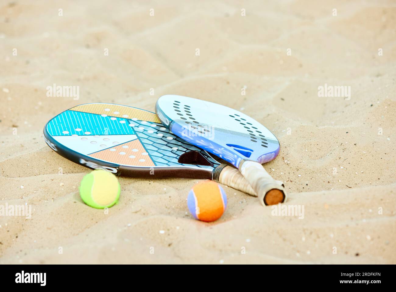 Paddle tennis beach hi-res stock photography and images - Alamy