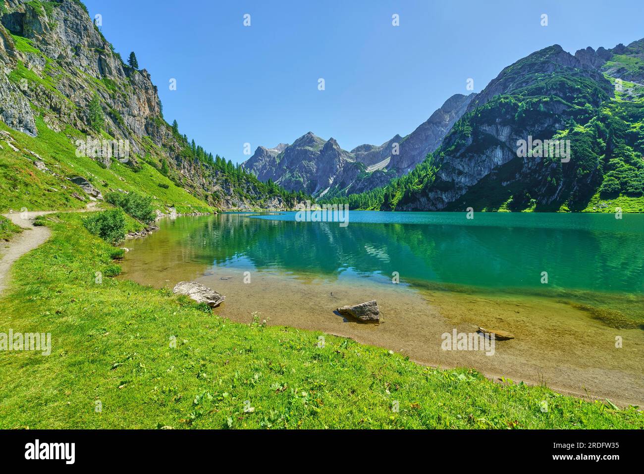 Tappenkarsee with Raucheck and Wildkarhoehe, alpine pasture, mountain ...