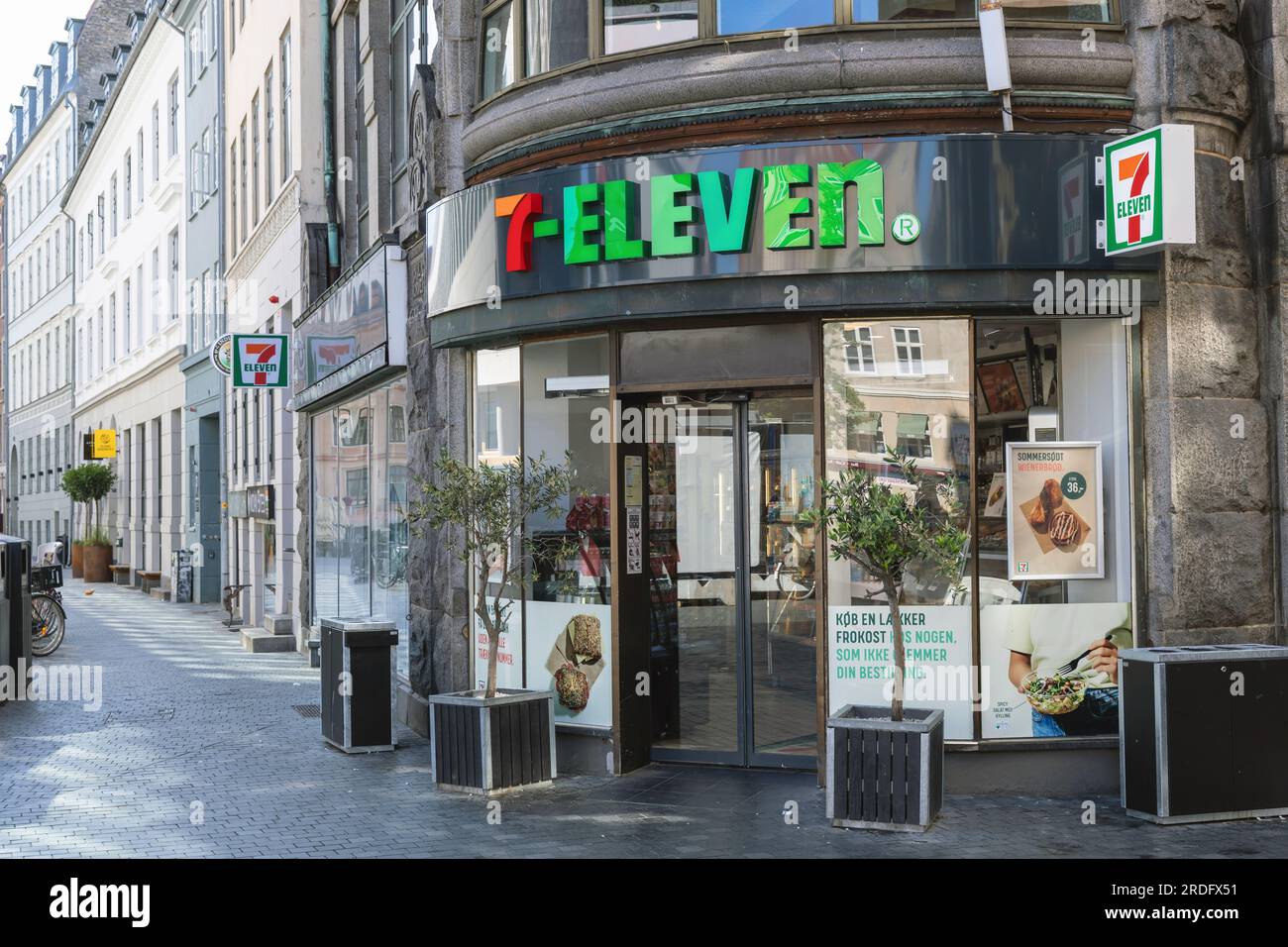 7eleven hi-res stock photography and images - Alamy
