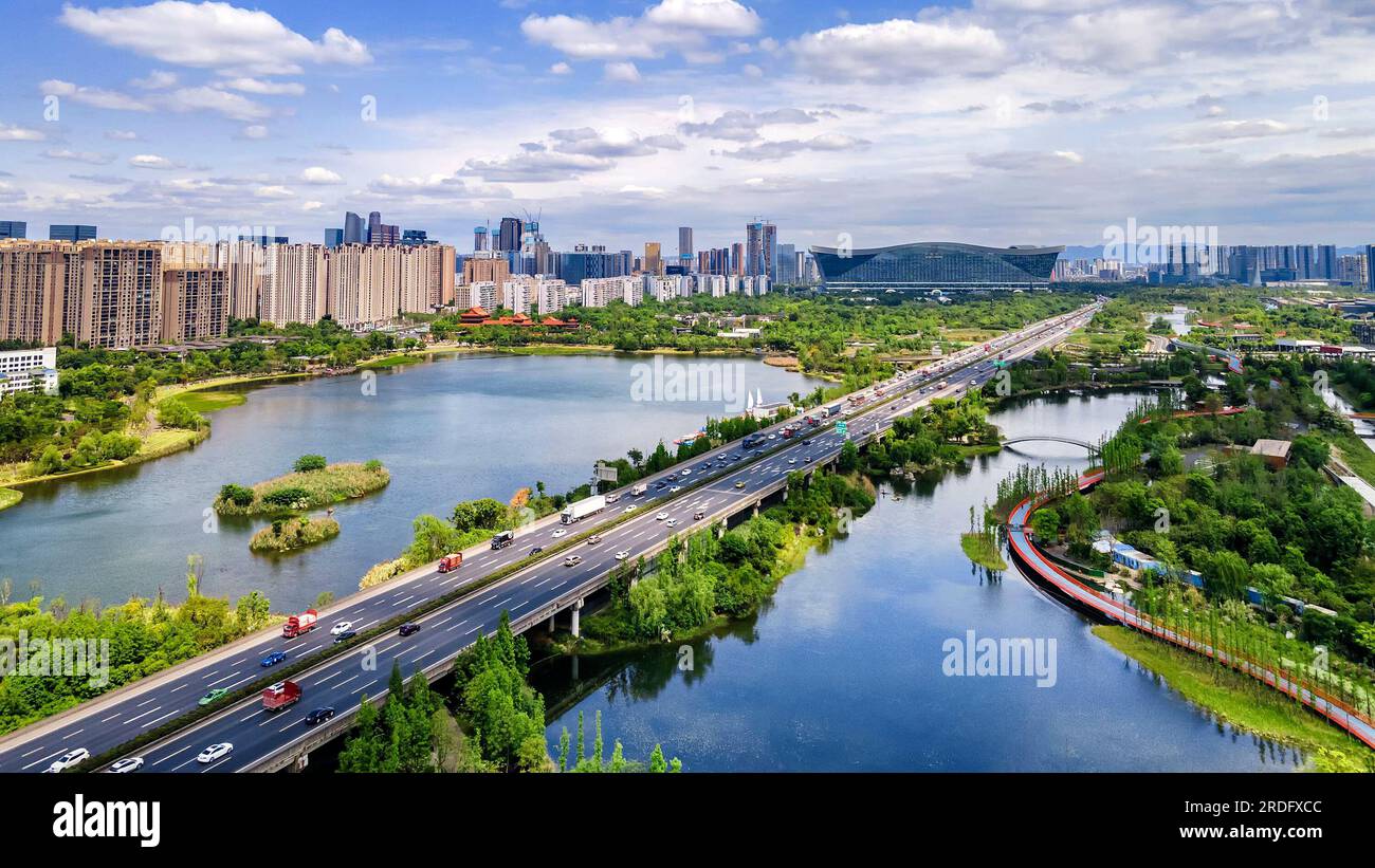 (230721) -- BEIJING, July 21, 2023 (Xinhua) -- This aerial photo taken ...
