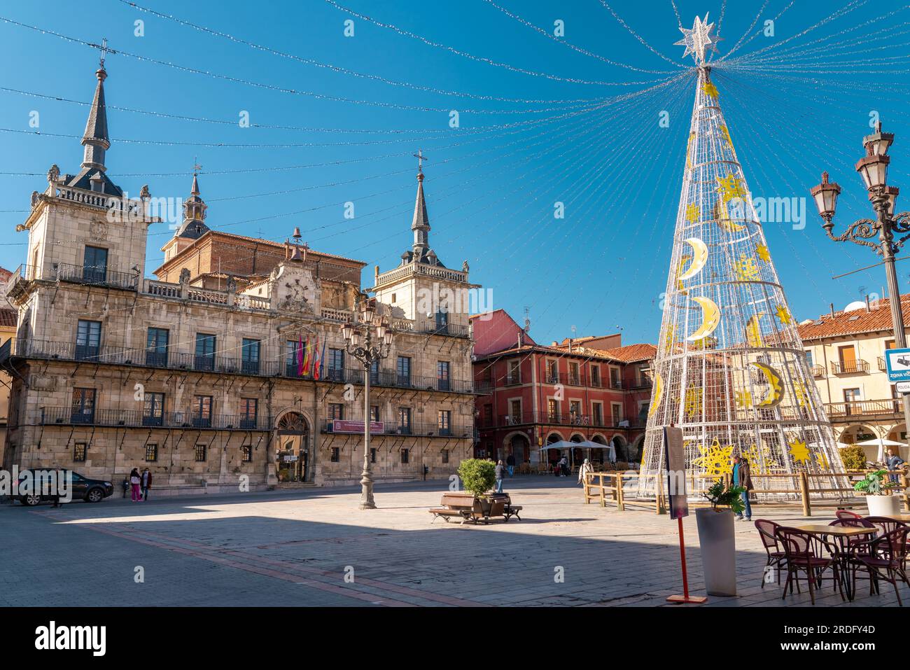 Christmas tree in the city center of Leon in Plaza Mayor Square ...