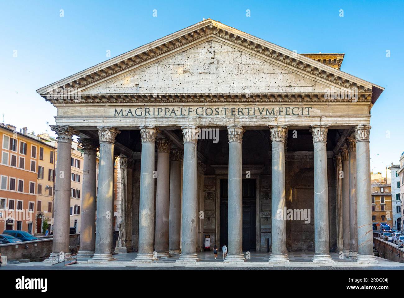Rome, Lazio, Italy, entrance columns and pediment of Pantheon Stock ...