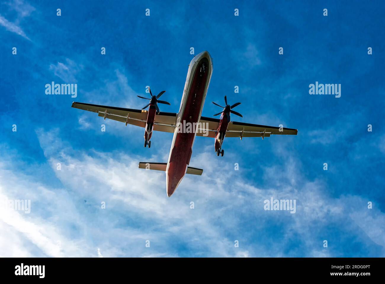 aircraft shortly before landing on the final approach to the airport ...
