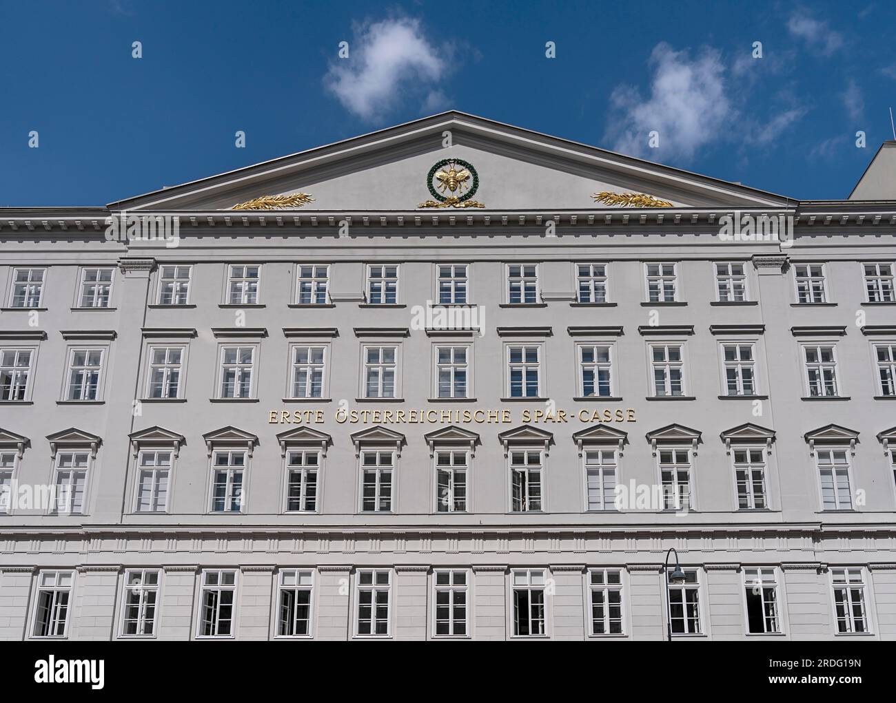 Erste bank vienna building hi-res stock photography and images - Alamy