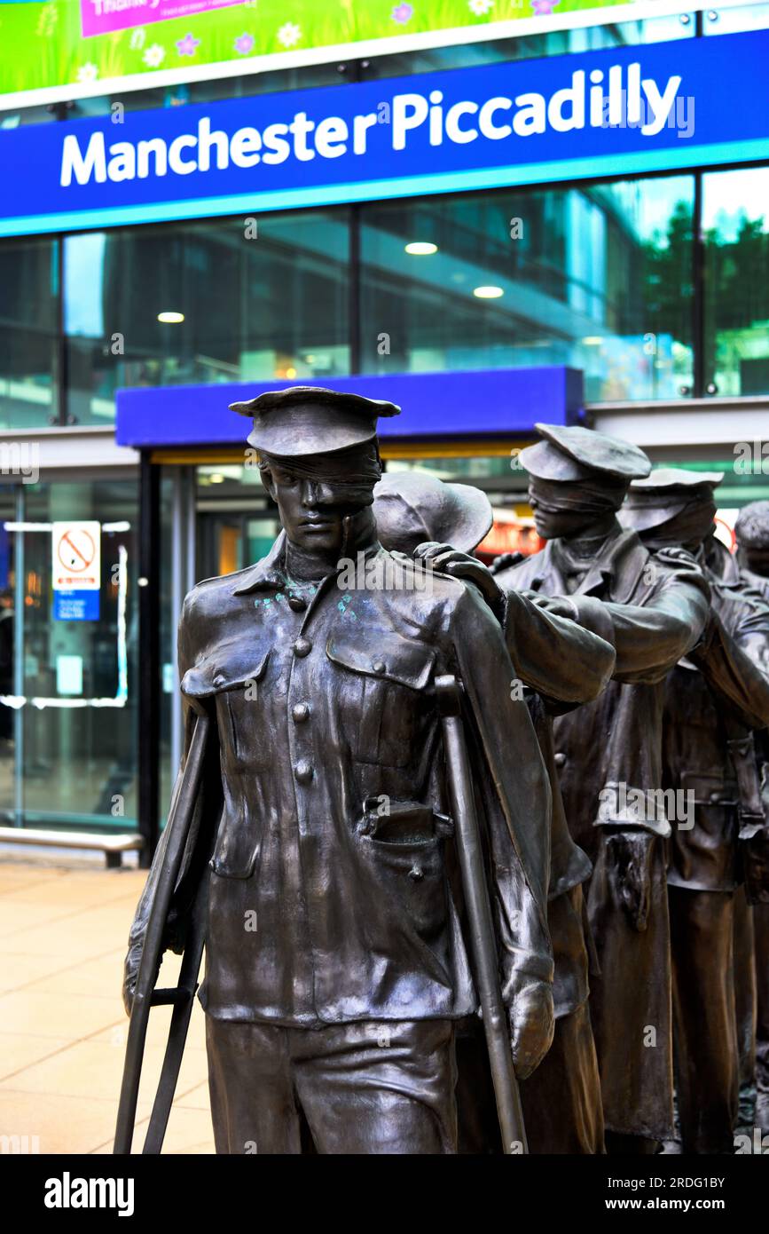 Manchester piccadilly station entrance hi-res stock photography and ...