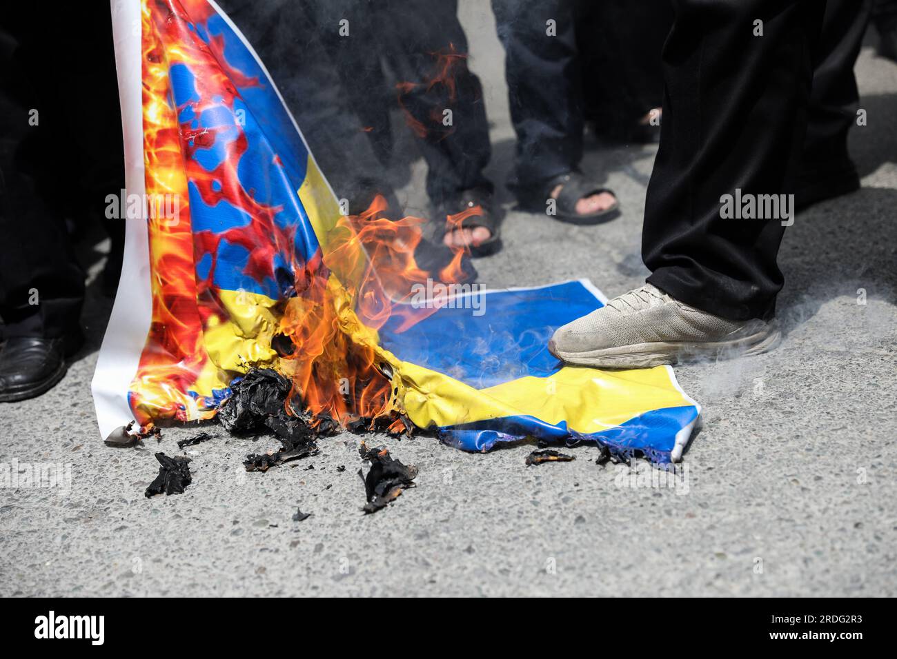 Iraq Flag Burning