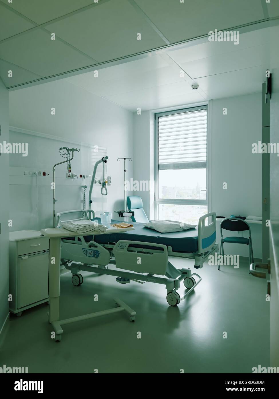 A well-equipped room in a healthcare and medicine facility -clean and ...