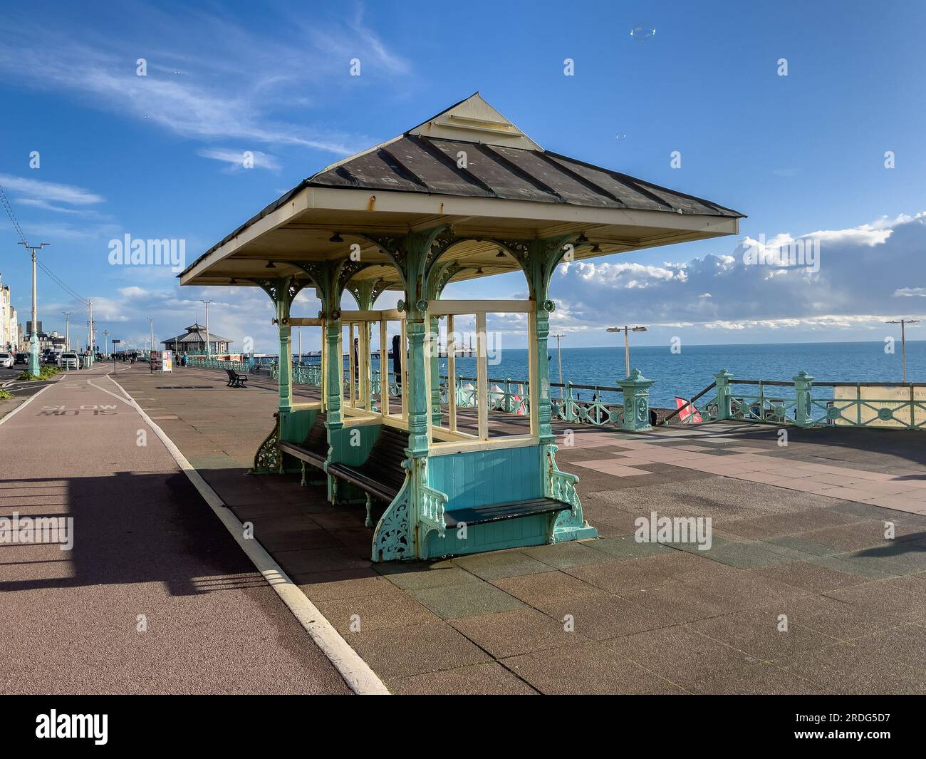 Brighton, UK - December 10th 2022: Shelter on the promenade overlooking ...