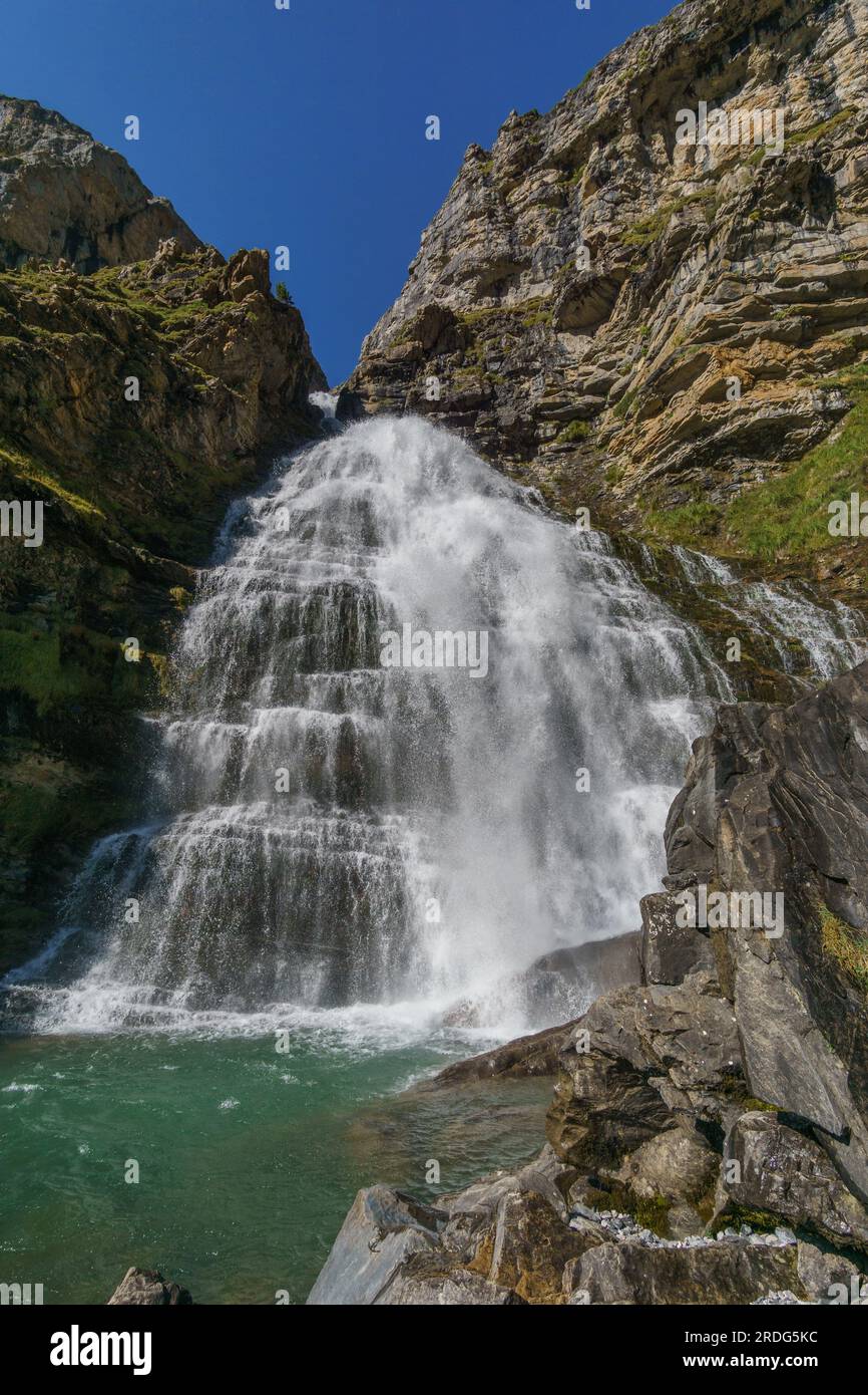 Cascada de la cola de caballo hi-res stock photography and images - Alamy