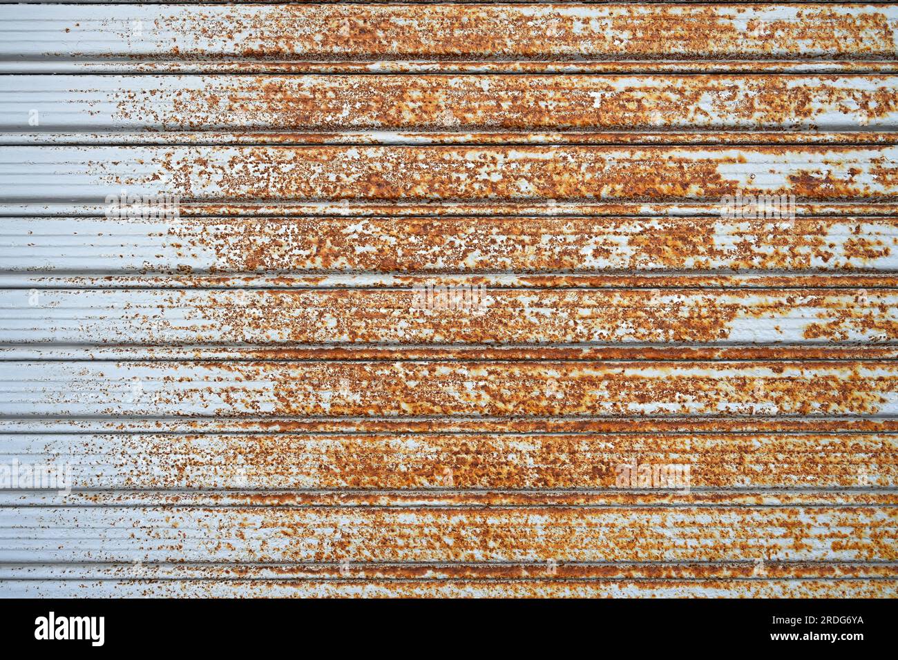 Rusty metal plates hi-res stock photography and images - Alamy