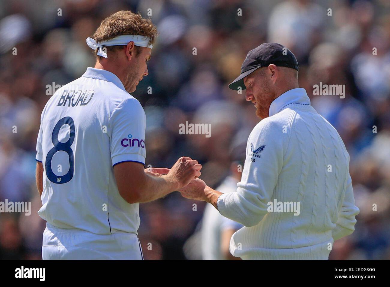 Stuart Broad of England and Ben Stokes of England have a chat during ...