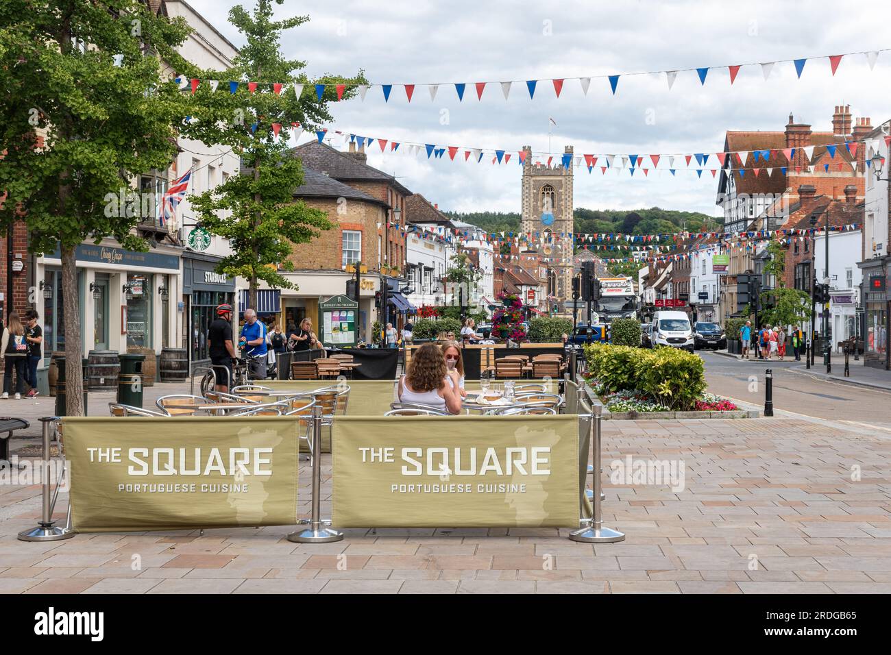 View of the Market Square in Henley-on-Thames town centre, Oxfordshire ...