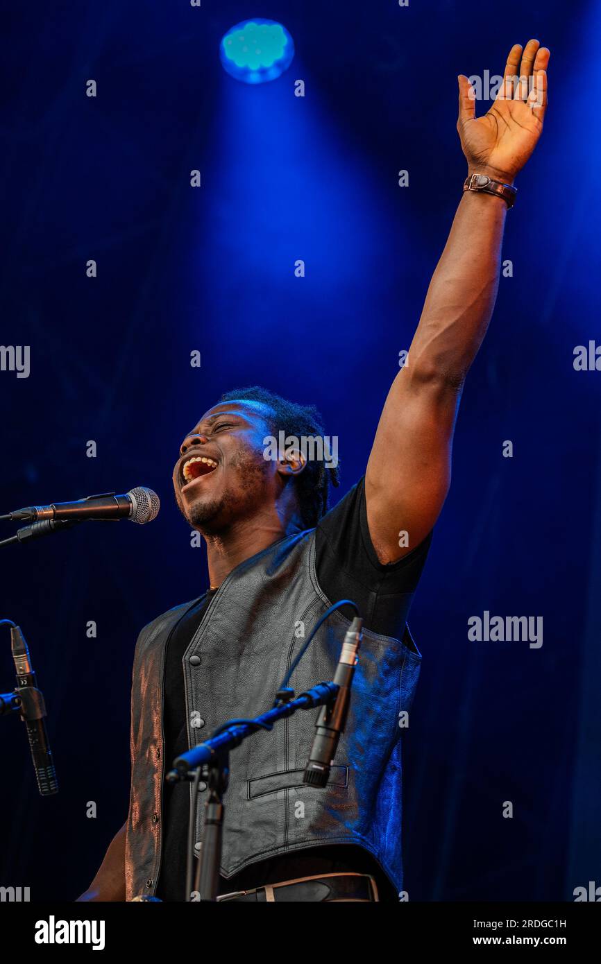 Henham Park, Suffolk, UK. 21st July, 2023. N'famady Kouyate plays the ...