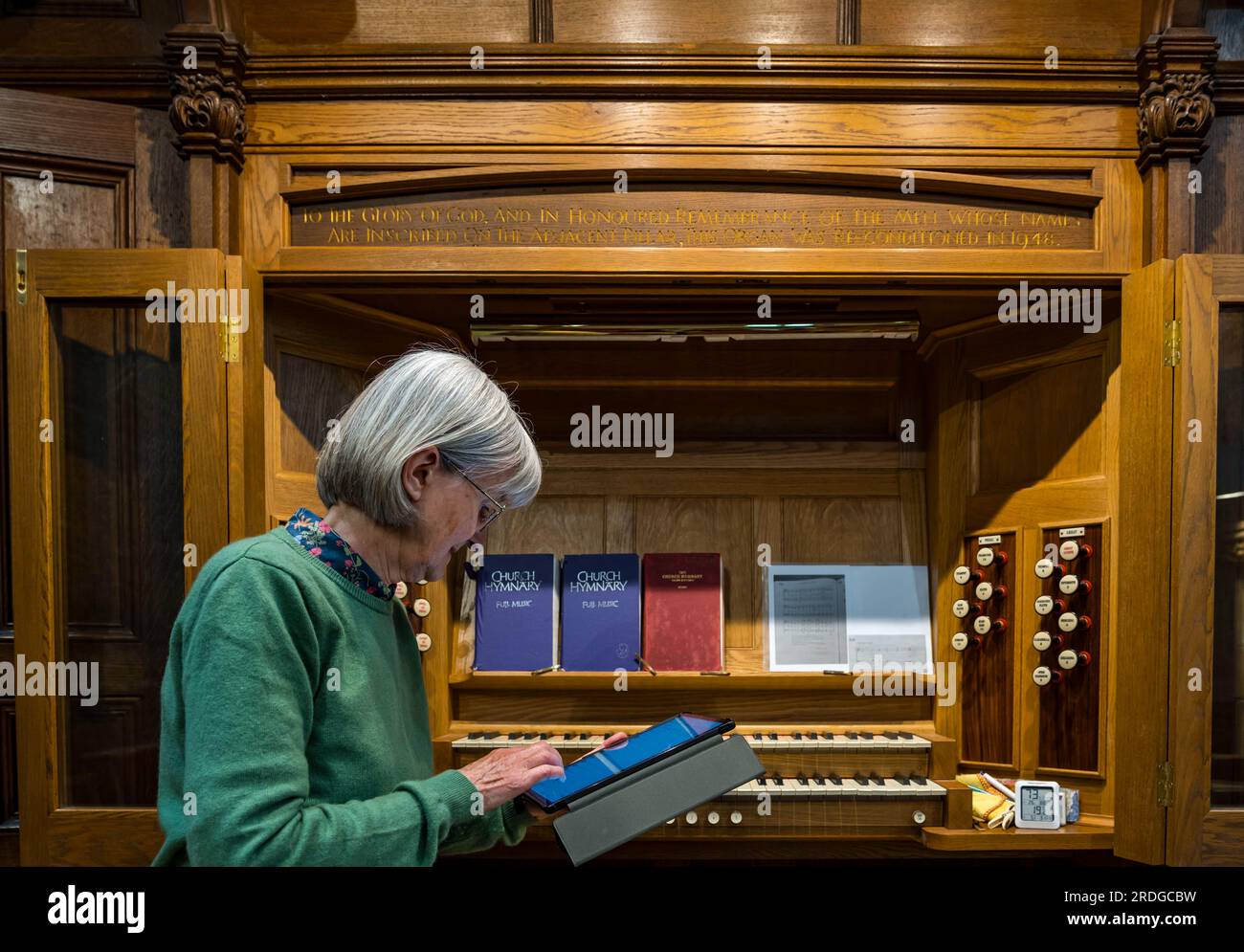 Project record hi-res stock photography and images - Alamy