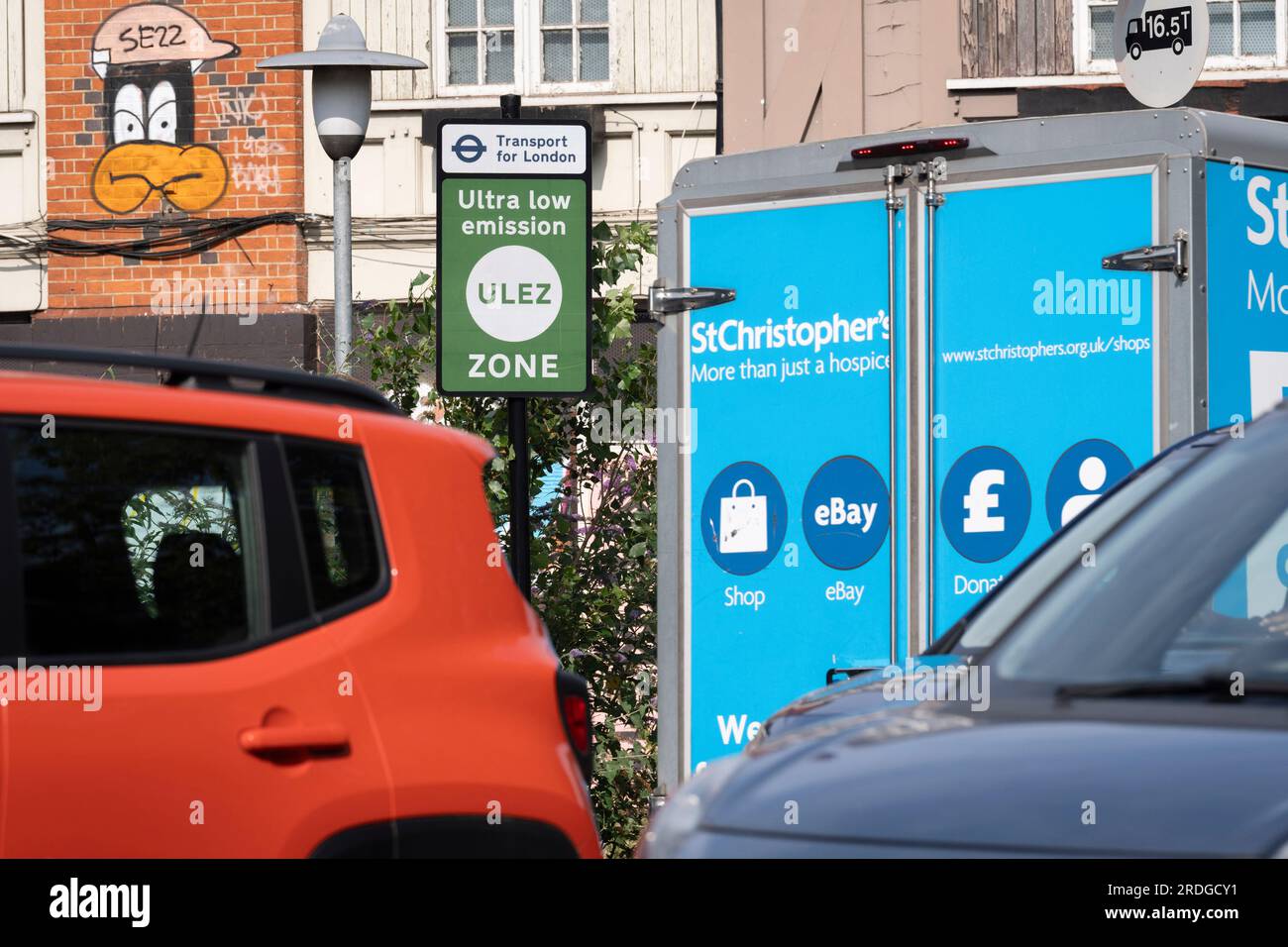 Traffic passes an ULEZ (Ultra Low Emission Zone) sign on the South ...