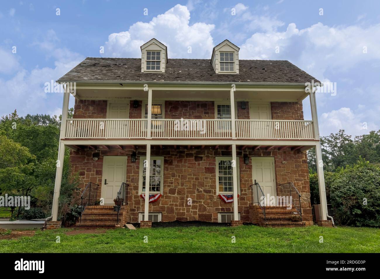 Barracks village hi-res stock photography and images - Alamy