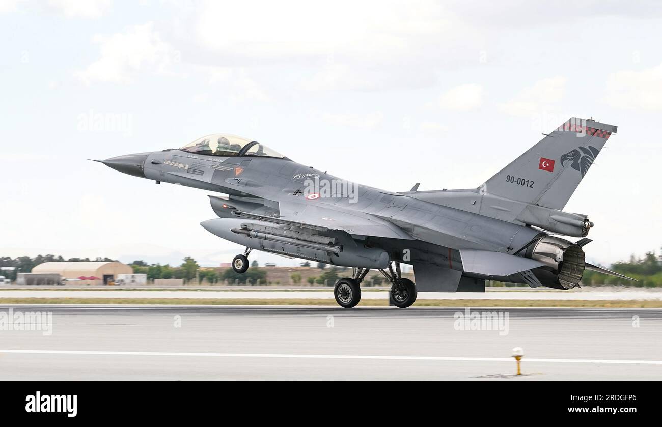 KONYA, TURKIYE - JUNE 30, 2022: Turkish Air Force General Dynamics F ...