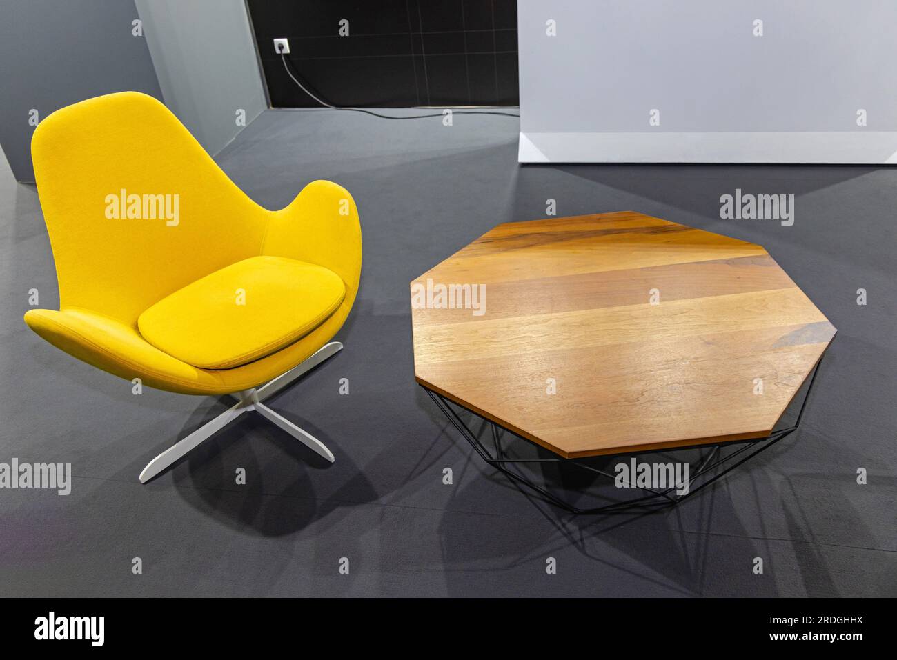 Modern armchair in dark room hi-res stock photography and images - Alamy