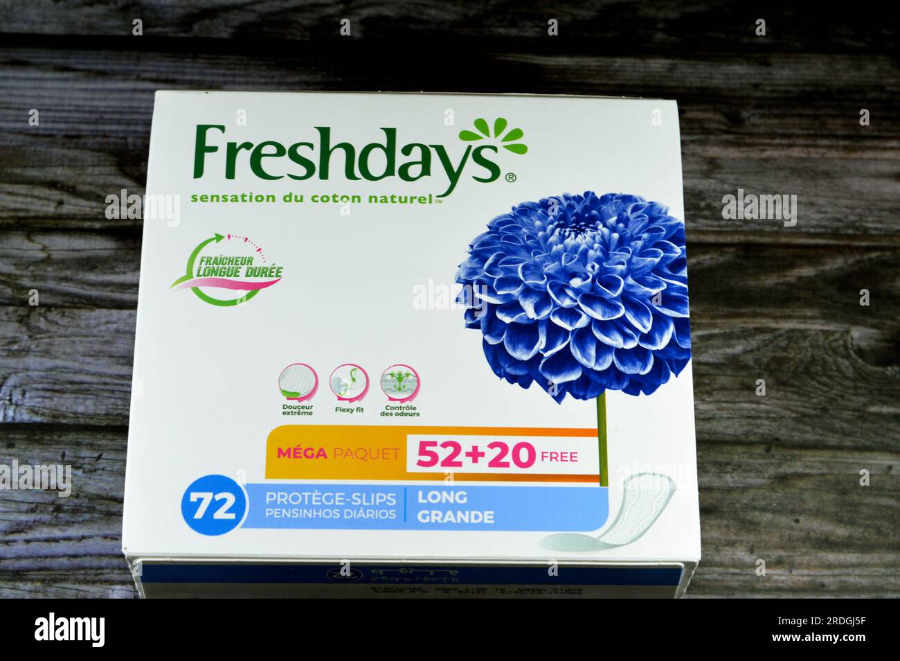 Sanitary pads and pantyliners hi-res stock photography and images - Alamy