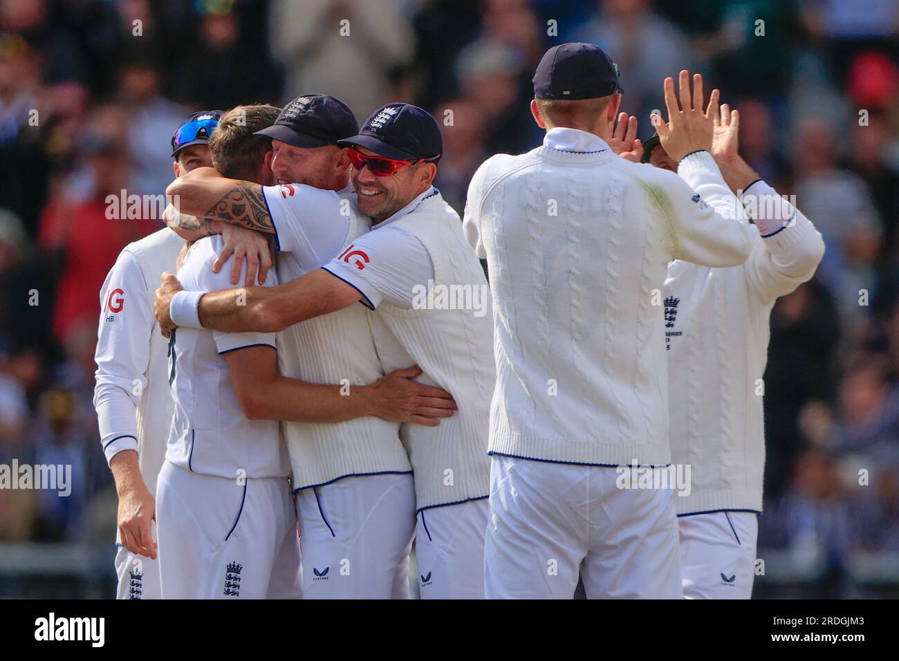 Chris Woakes of England celebrates the wicket of David Warner of ...