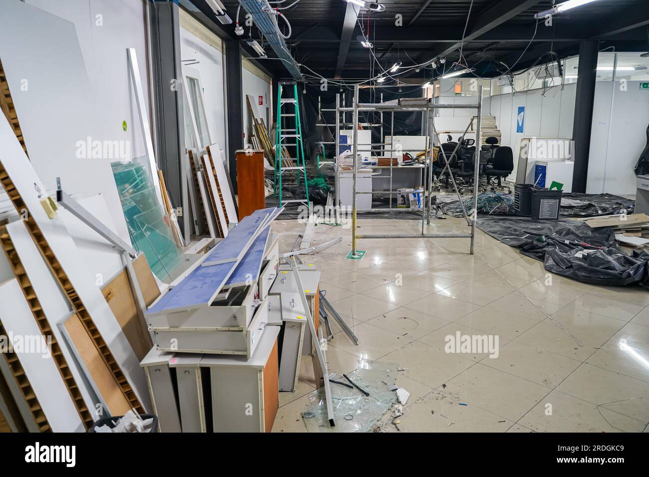 Office remodeling, inside office demolished, Office interior ...