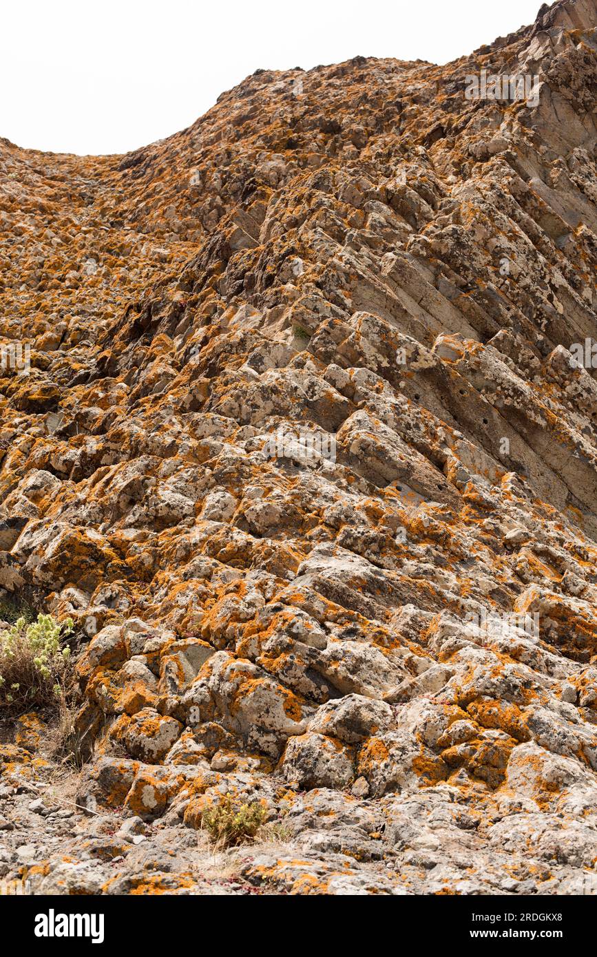 Andesite is a volcanic or extrusive rock with aphanitic or porphyritic ...