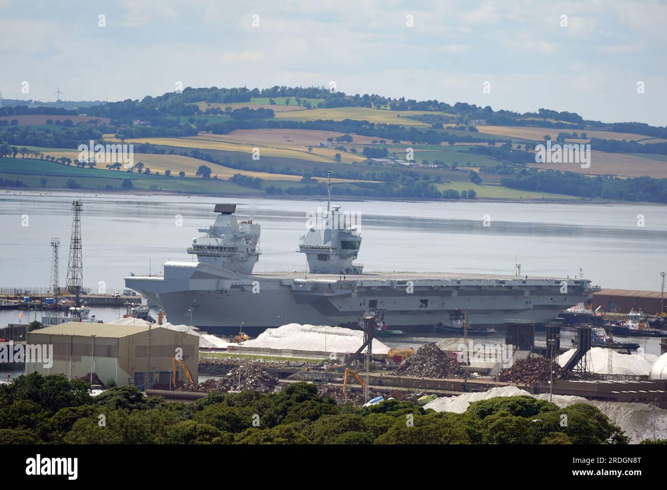 Aircraft carrier HMS Prince of Wales as it leaves Rosyth docks after ...