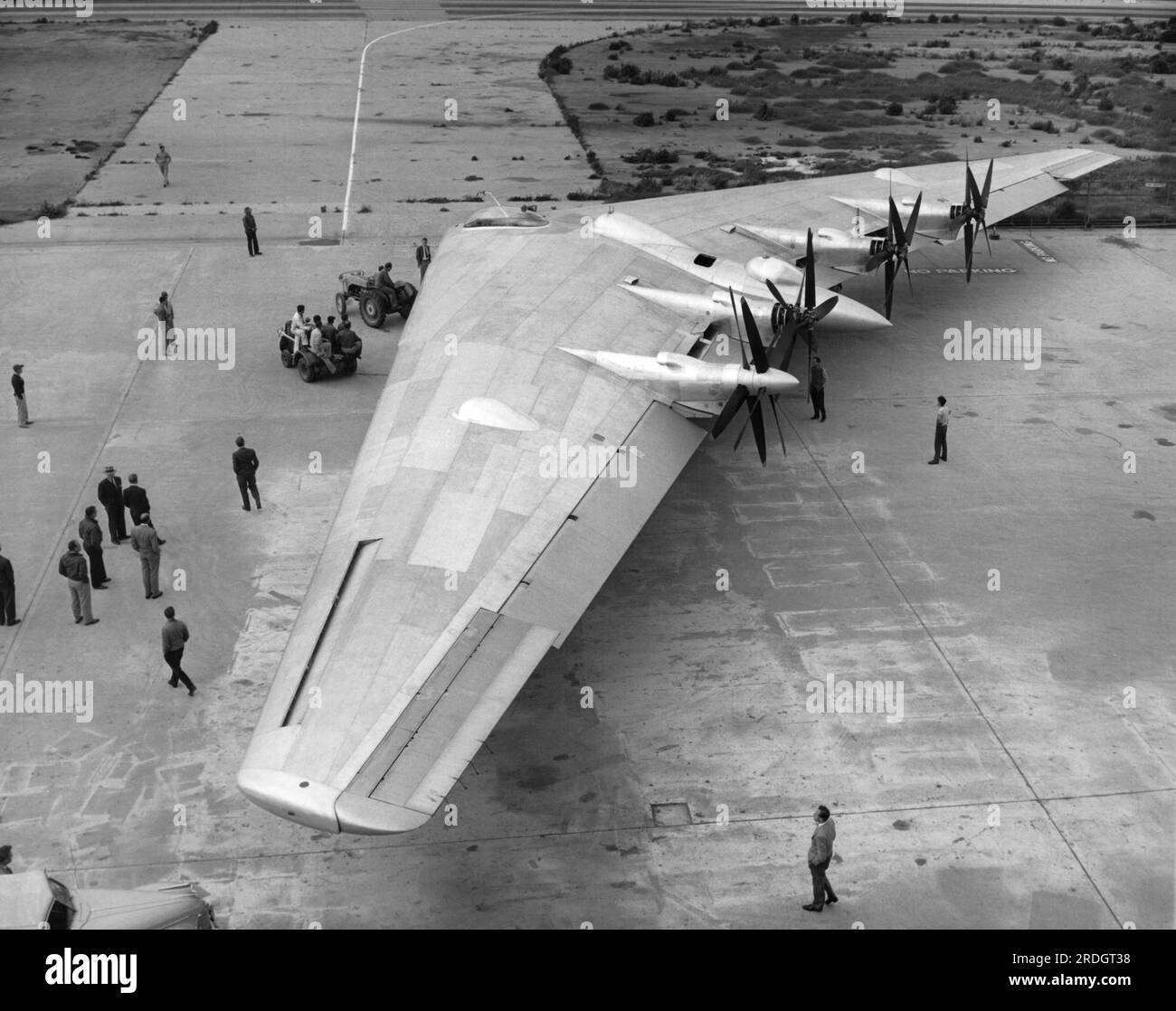 Hawthorne, California: May 25, 1946 Northrop's Flying Wing Bomber, XB ...
