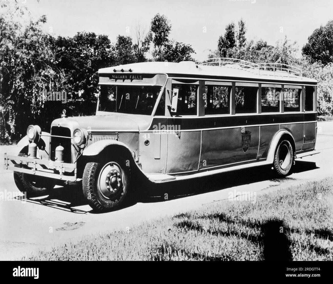 New York: 1925 General Motors' first highway coach that it built, the ...