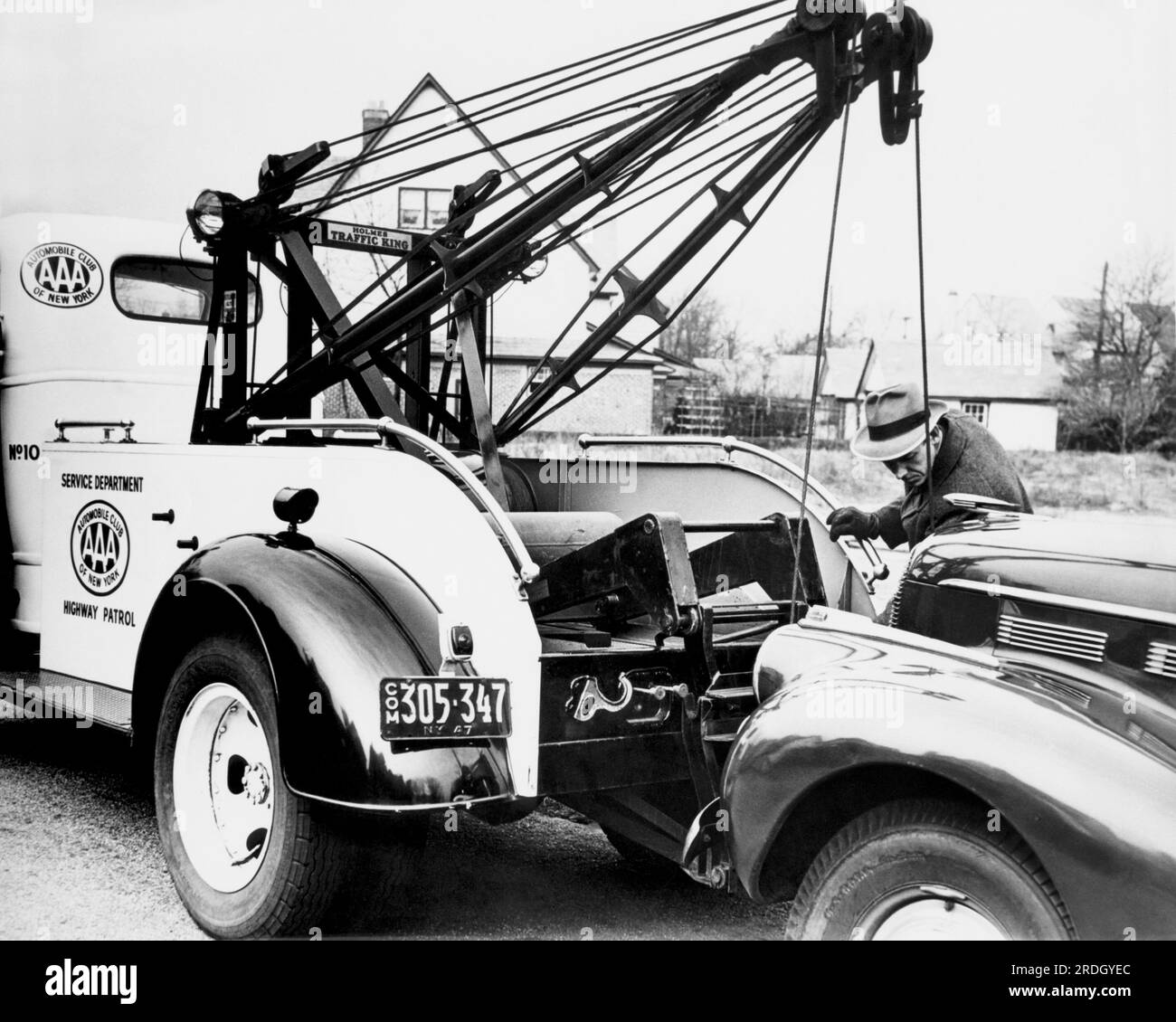 Aaa tow truck hi-res stock photography and images - Alamy