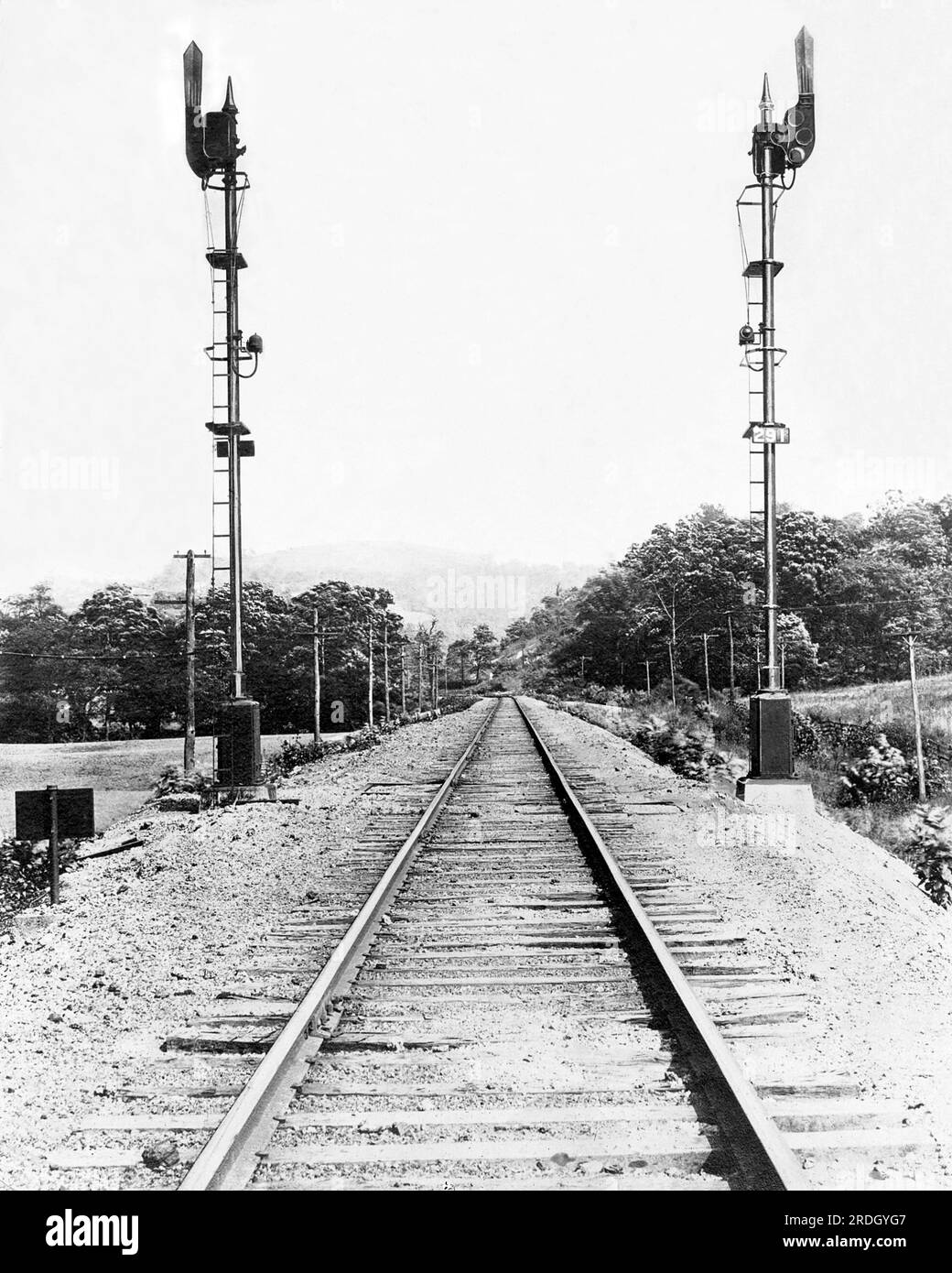 United States: c. 1910 The top post semaphore type automatic signal ...