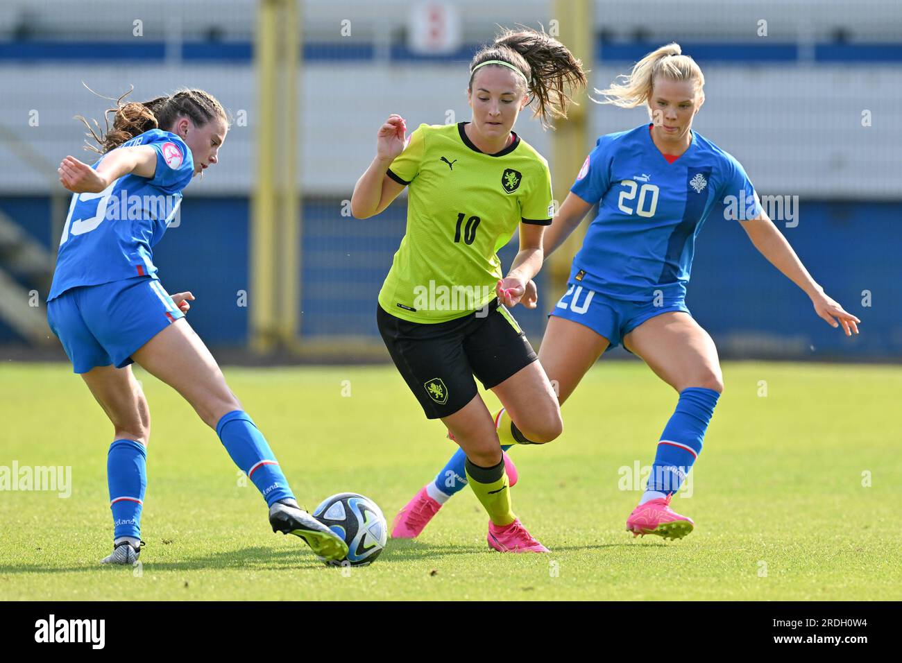 La Louviere, Belgium. 21st July, 2023. Bergdis Sveinsdottir (19) of Iceland, Tereza Cerna (10 ...