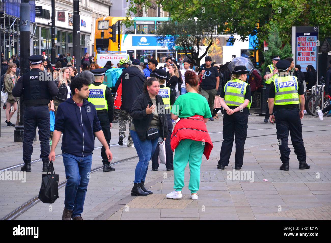 Market street metrolink tram stop hi-res stock photography and images ...
