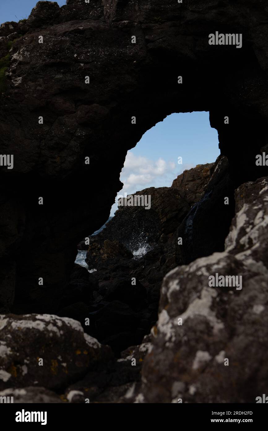Natural sea arch, Port Haunn, Isle of Mull Stock Photo - Alamy