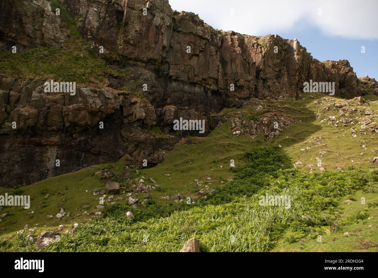 Rock strata showing ancient lava flows at Port Haunn, Isle of Mull ...