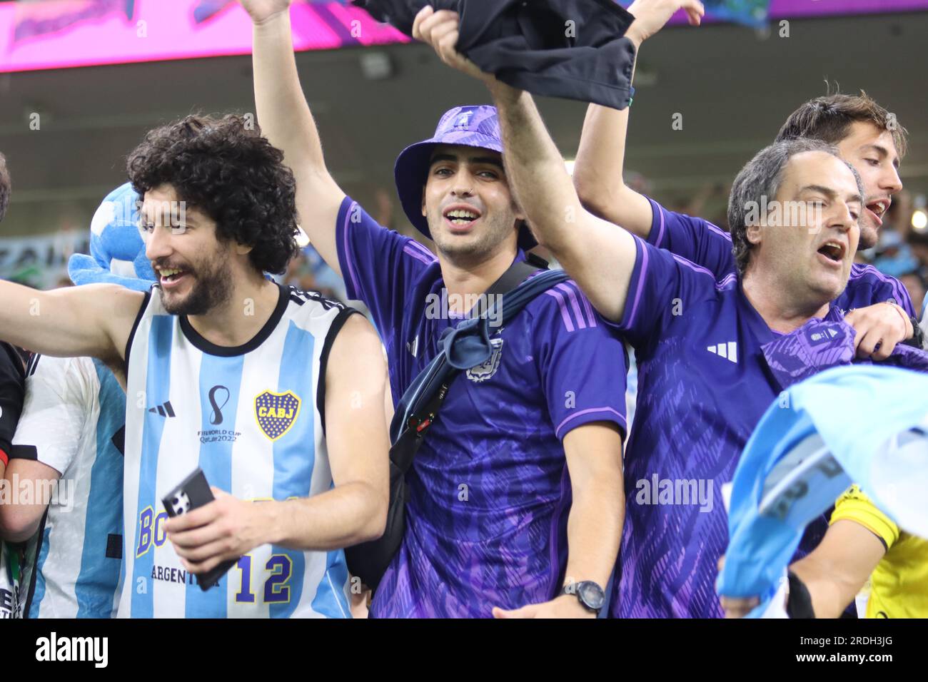 Al Rayyan, Qatar, 3, Dicember, 2022. Fans of Argentina supporting ...