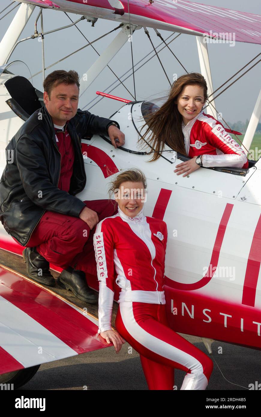 Guinot sponsored Aerosuperbatics wingwalking team of Lorraine Sadler ...