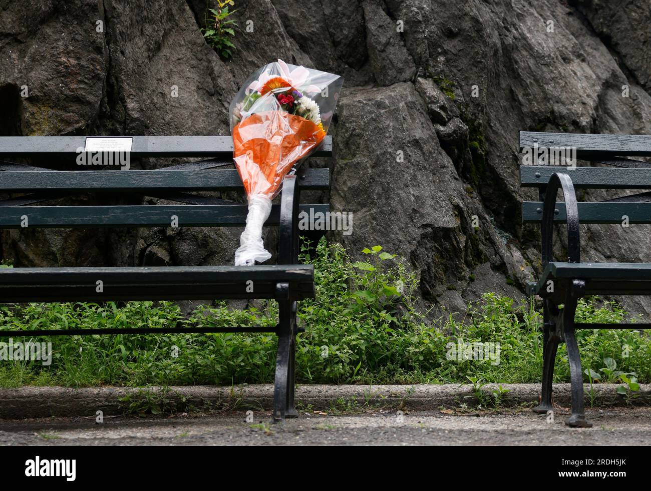 New York, United States. 21st July, 2023. A bouquet of flowers rests on ...