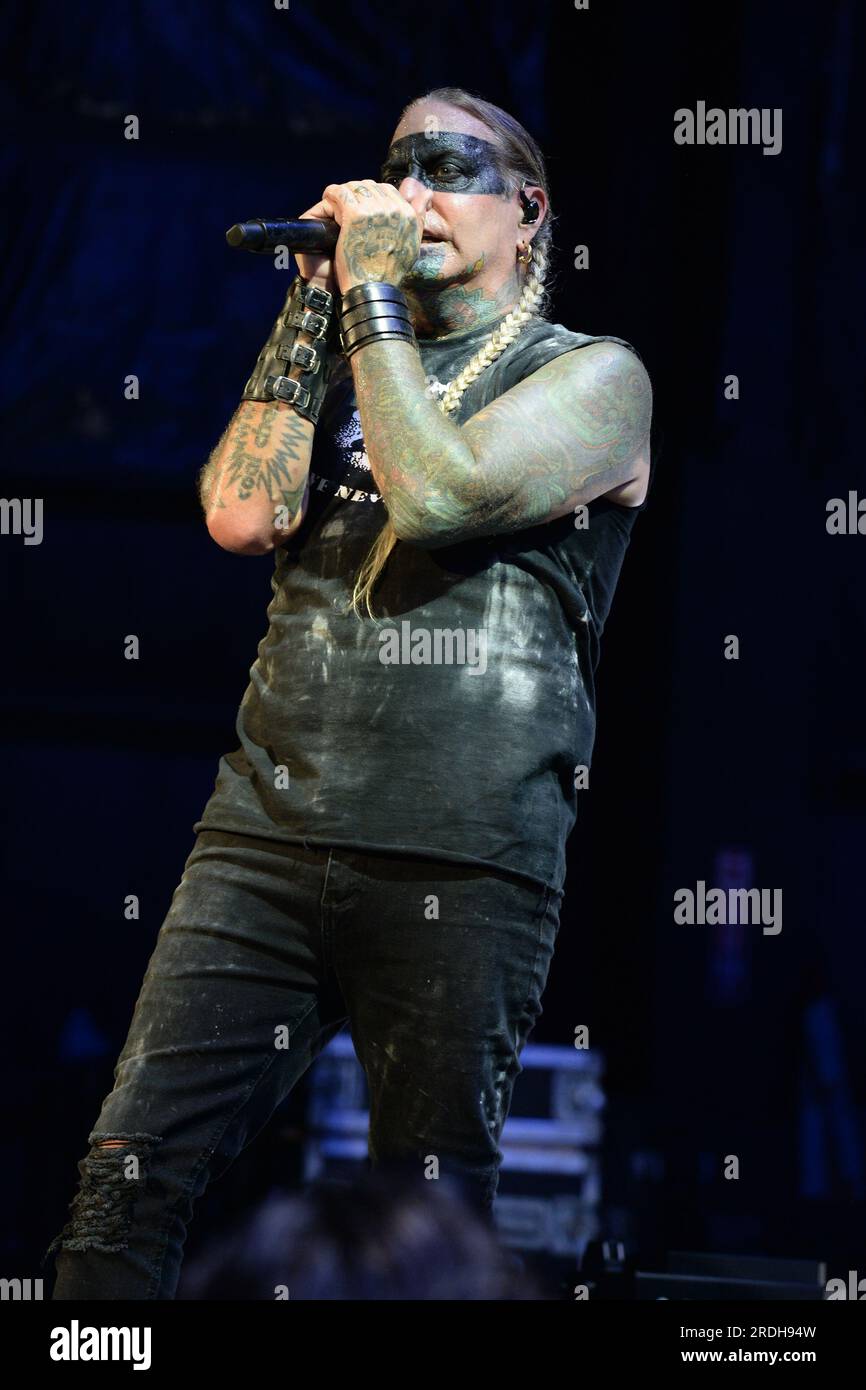Dez fafara hi-res stock photography and images - Alamy