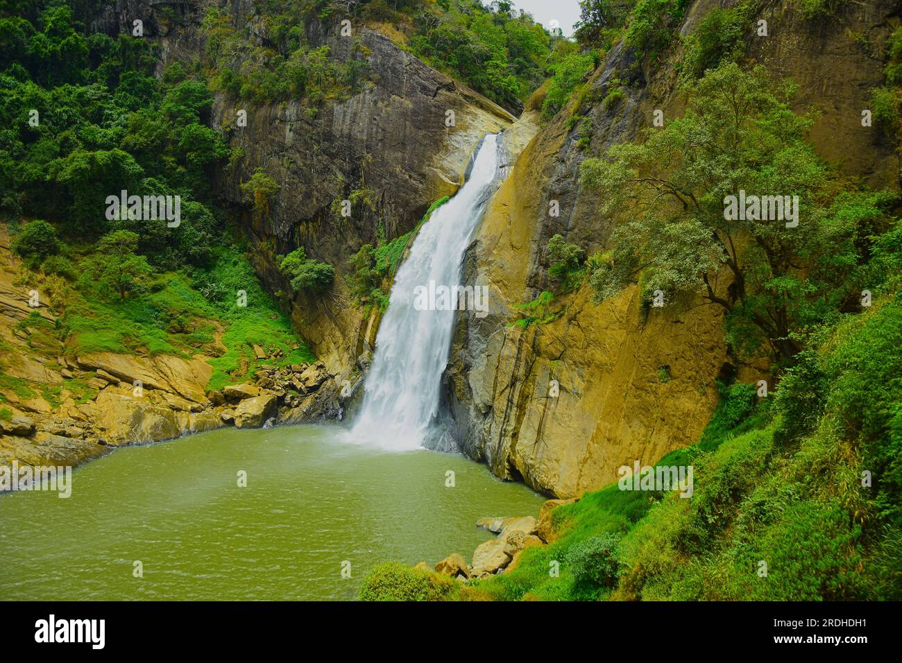Ella sri lanka river in hi-res stock photography and images - Alamy