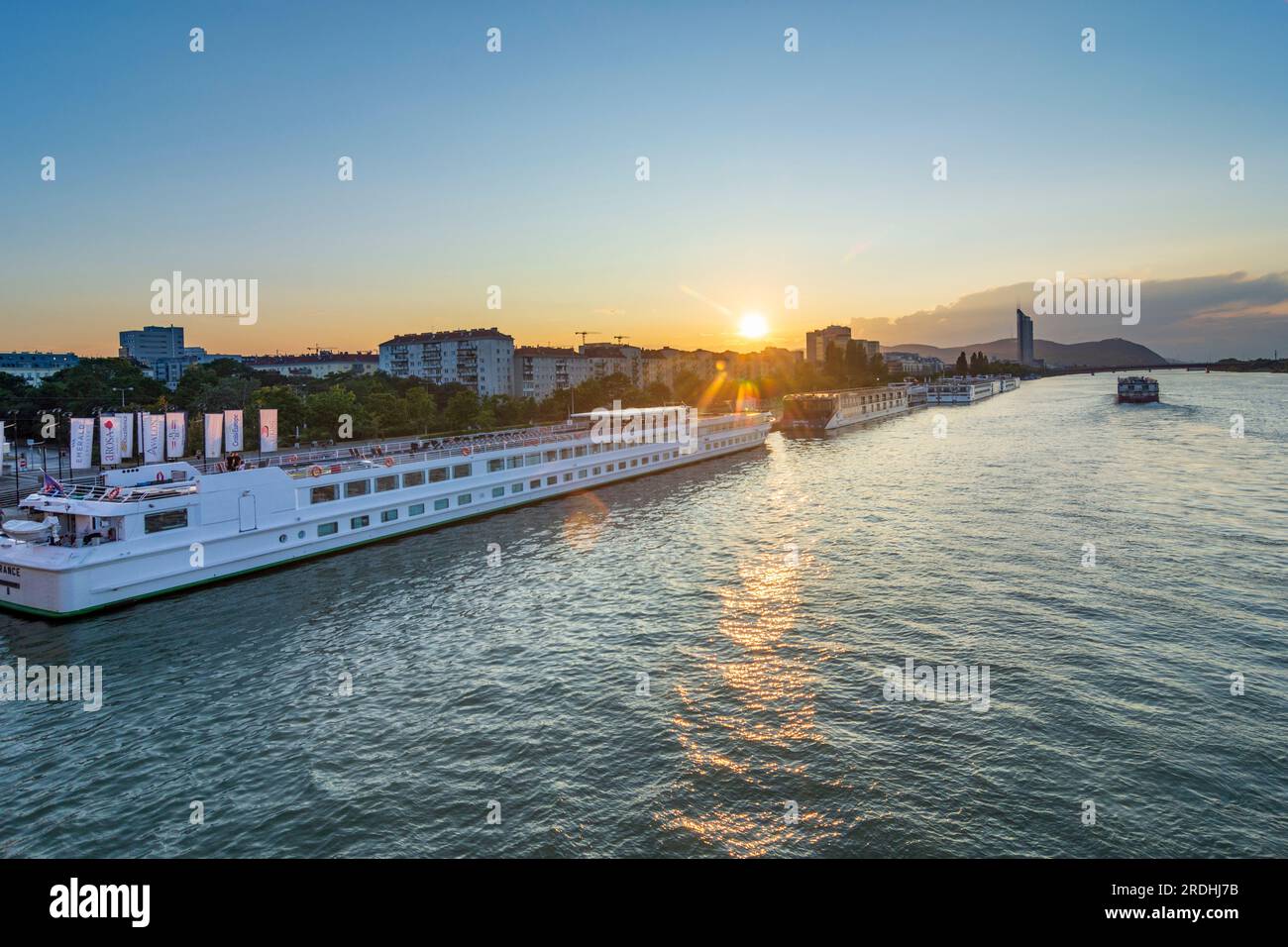 Vienna: river Donau (Danube), cruise ships at cruise ship terminal ...