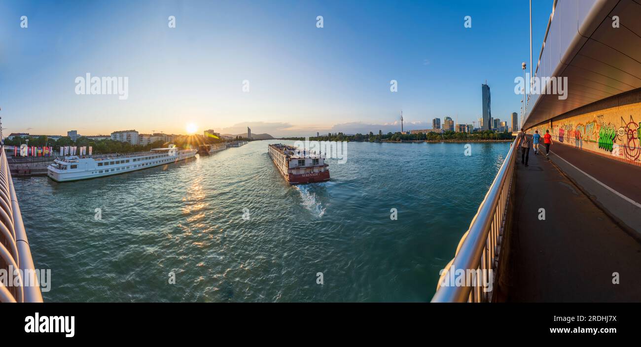 Vienna: river Donau (Danube), cruise ships at cruise ship terminal ...