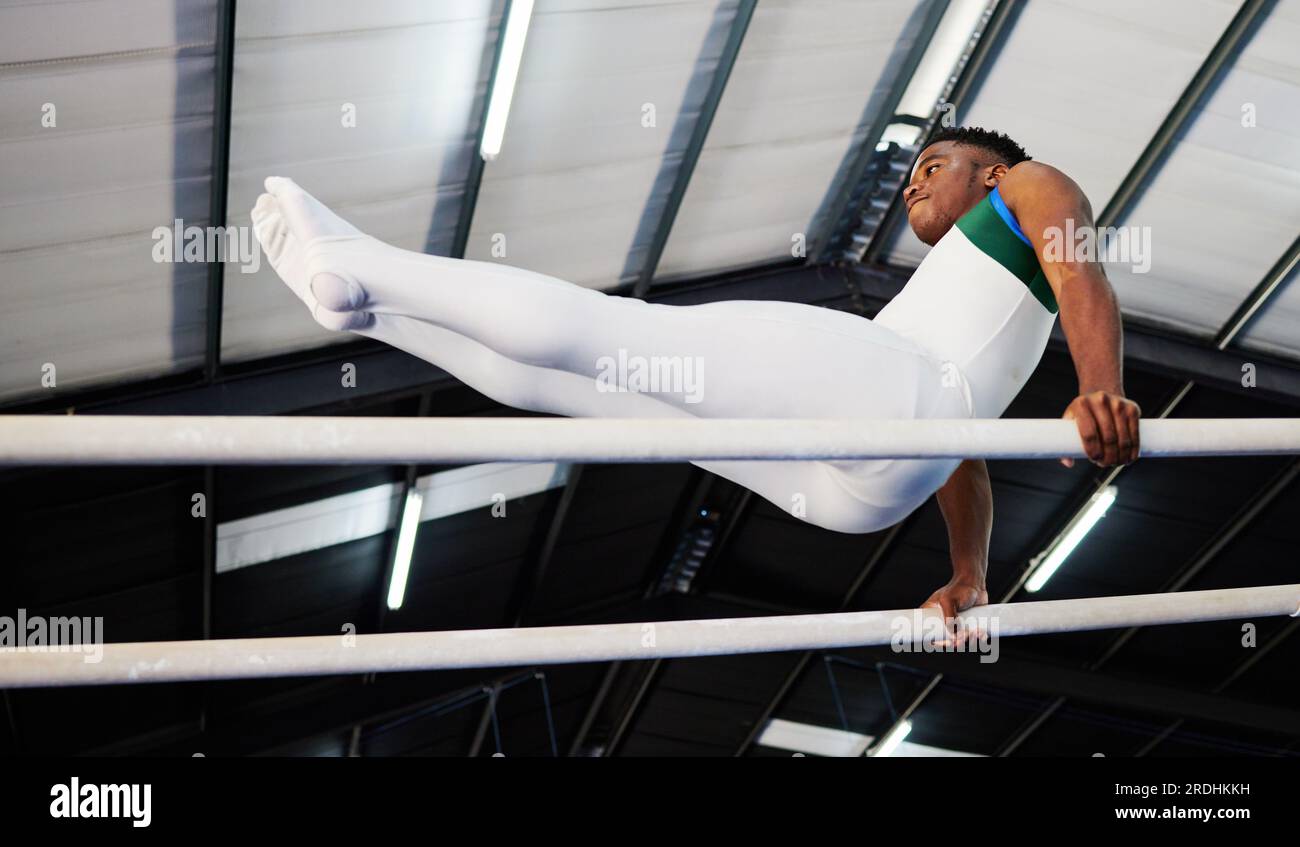 Male gymnast balance beam hi-res stock photography and images - Alamy