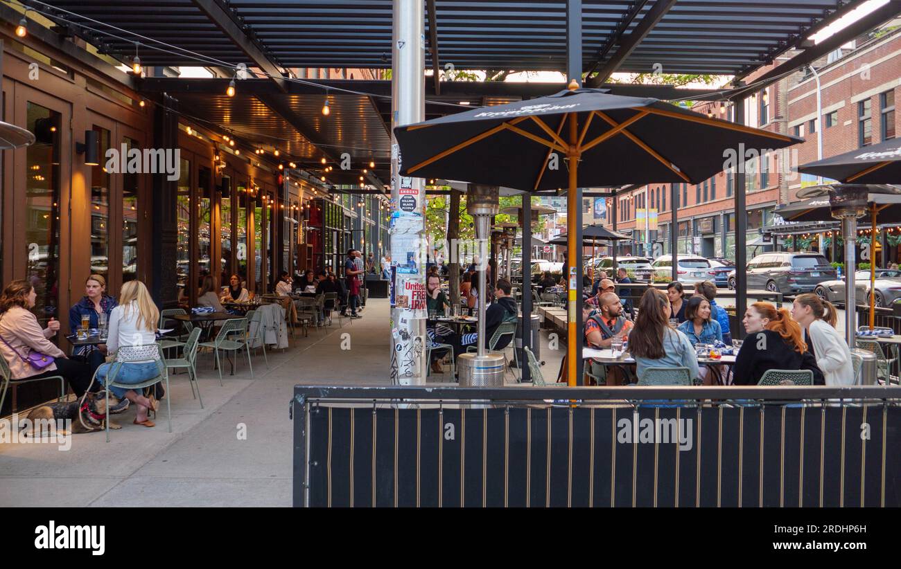 Sidewalk café, Fulton Market District, Chicago, Illinois. Panoramic ...