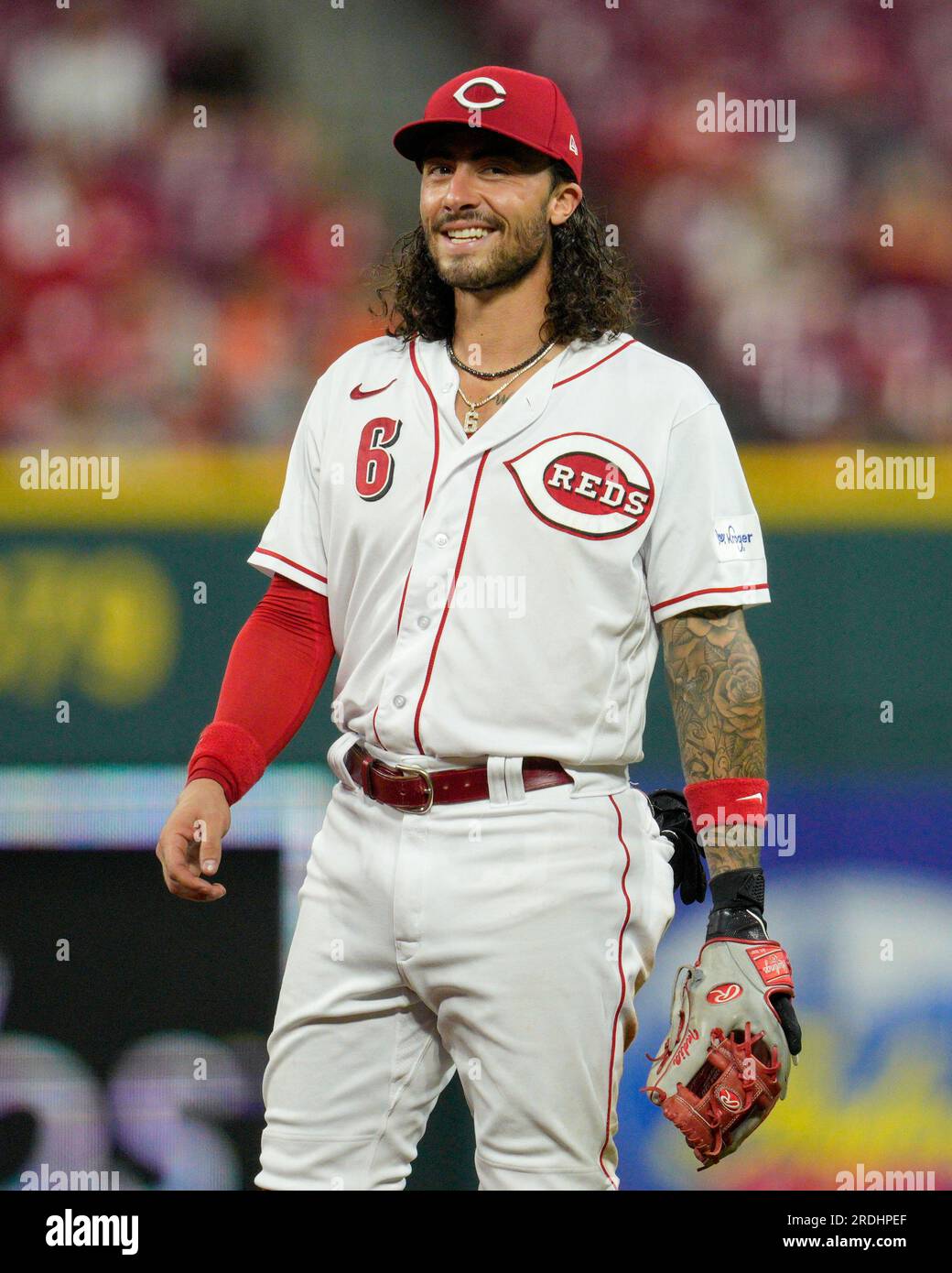 Cincinnati Reds second baseman Jonathan India (6) plays during a ...