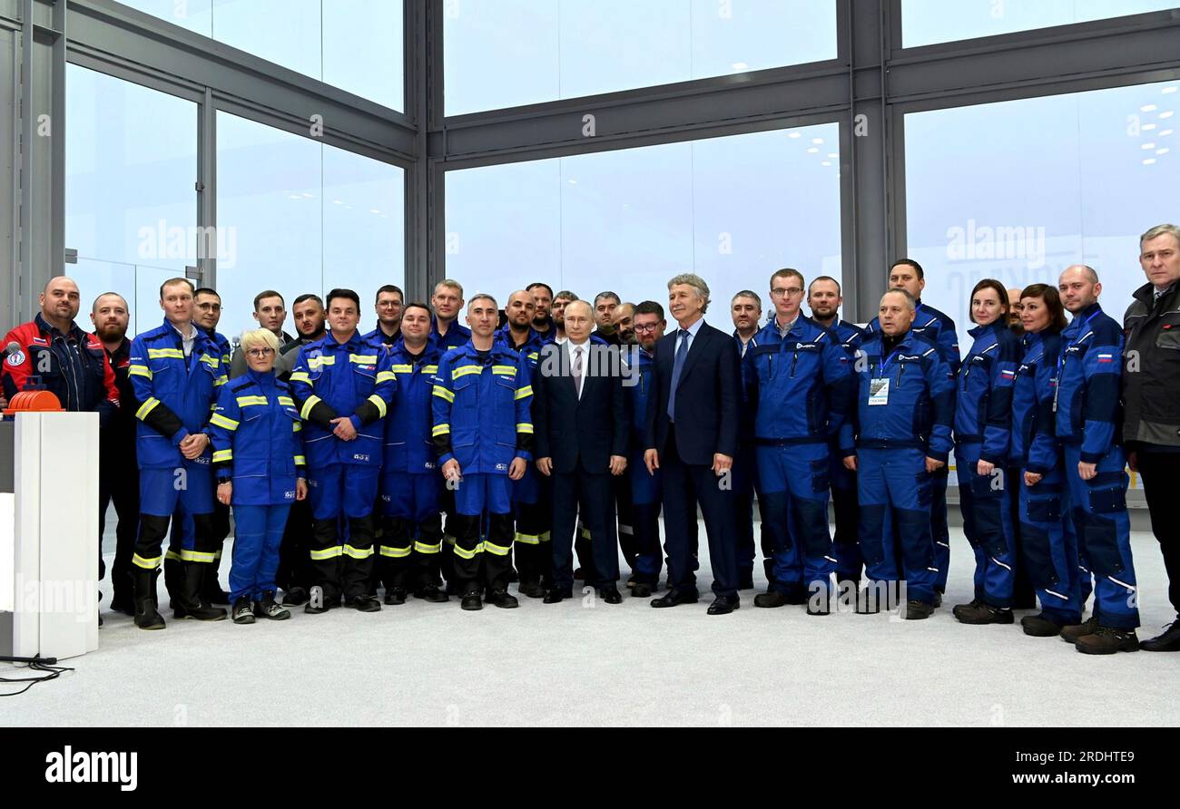 Novatek arctic lng 2 hi-res stock photography and images - Alamy