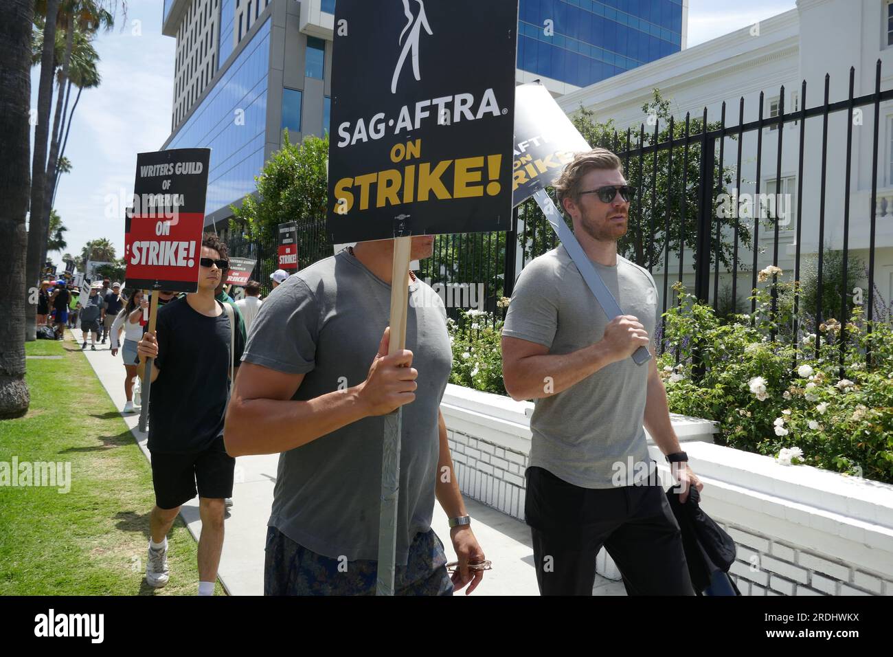 Los Angeles, California, USA 21st July 2023 Actor Derek Theler and SAG ...